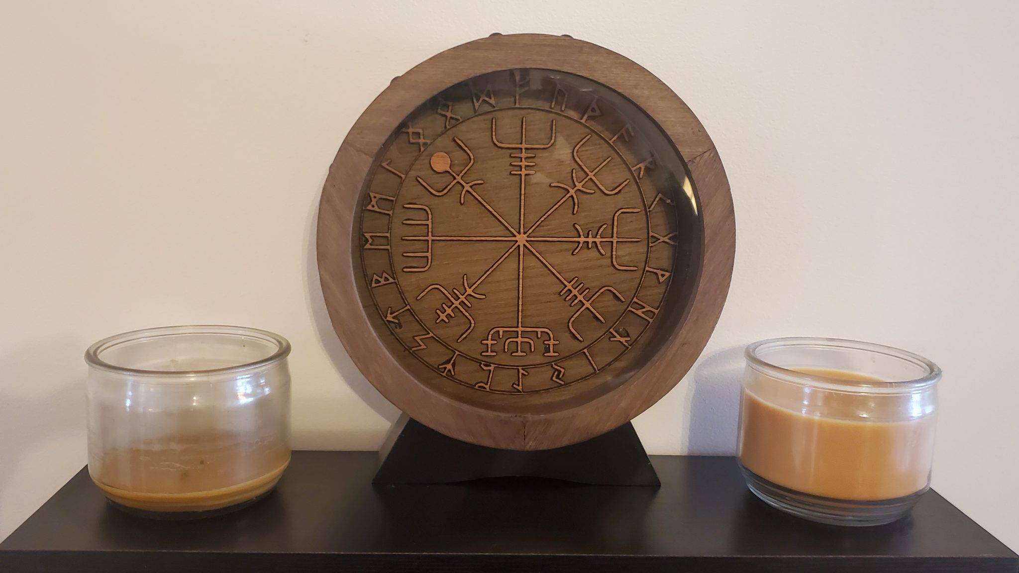 Norse/Viking Compass Cork Bottle Cap Display Box – Cedar Row Woodworks